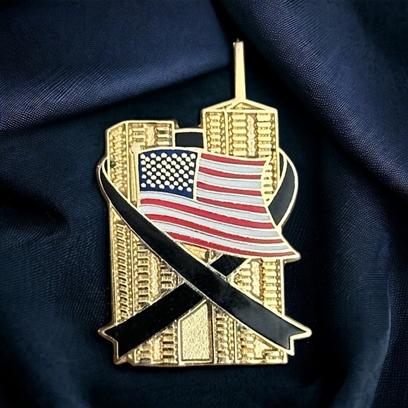 Jewelry | Vintage Twin Towers World Trade Center 911 Memorial Tac Pin ...